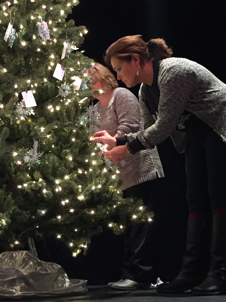 Hospice Care Plus – Remembrance Tree Dec. 8